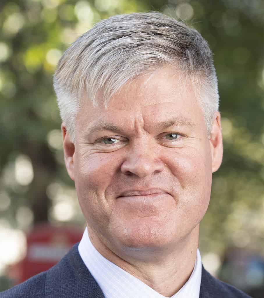 The State Of Global Banking: Favorable Winds, For Now | Global Finance ...